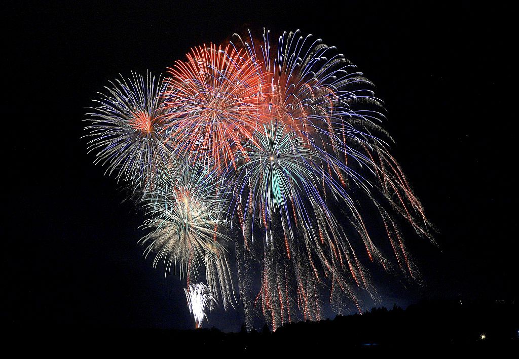 No.18192 猪苗代花火大会(猪苗代町)（みんなの投稿フォト） - 福島県観光情報サイト「ふくしまの旅」[公式]
